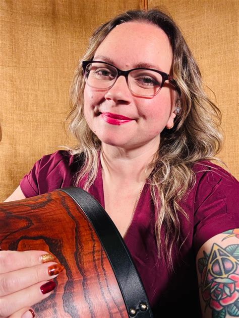 1 1 Bodhrán Lessons Modern Bodhran