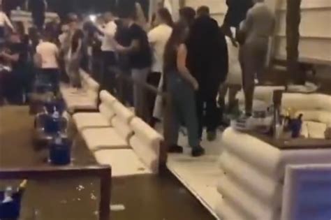 Ispovijest Djevojke Sa Potonulog Splava