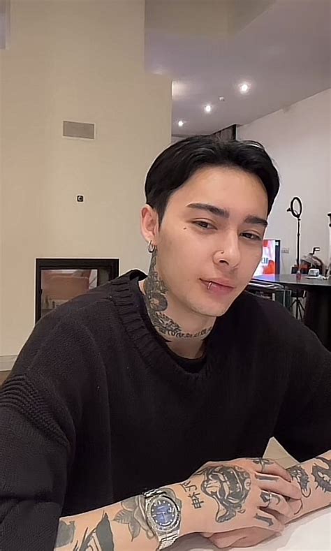 Pin By Lais Cristina On Kai Kai Cute Asian Guys Pretty People