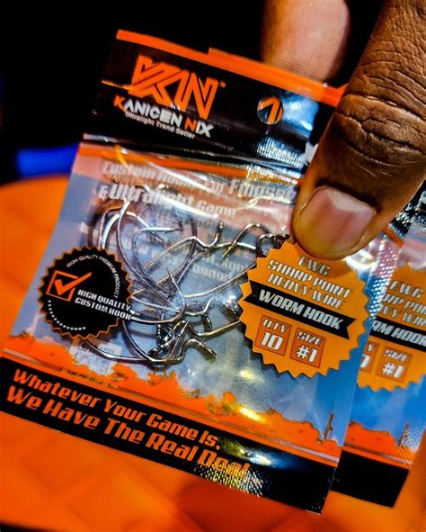 Ewg Weightless Worm Hook