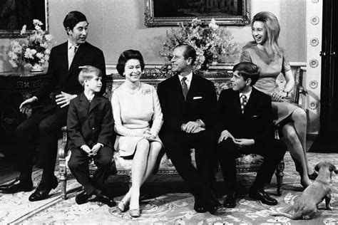 80 Fotos De La Vida De Felipe De Edimburgo El Confidente Leal De La