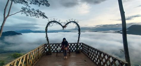 Sensasi Berkemah Di Atas Awan Puncak Bangku Ciamis Hibur Id