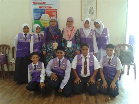 pembimbing rakan sebaya sekolah menengah