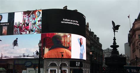 Why Business Needs Advertising Red Moon Creatives