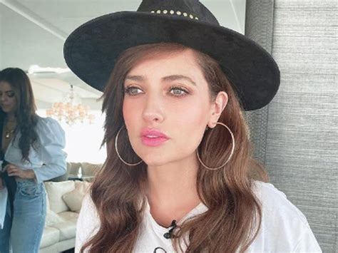 Jolette Estalla Contra Fan Que La Criticó Y Responde De Manera Clasista