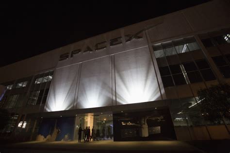 Spacex Looks To Raise 507 Million In A New Funding Round Filing By