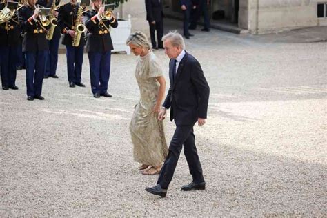 Frances Richest Bernard Arnault Expands Media Empire With