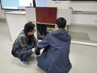 信息与教育技术中心开展新学期多媒体设备巡检维护工作 信息与教育技术中心