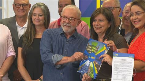 Lula Candidato à Presidência Pelo Pt Passa O Dia Em São Paulo