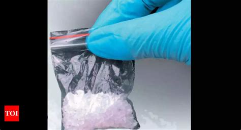Greater Noida 5 Held For Selling Sims Issued On Fake Ids Smuggling