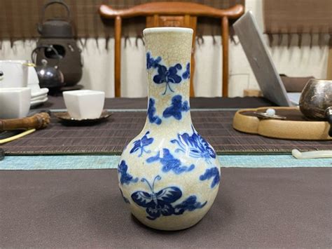 清中期～青花加白哥釉小天球瓶成化年製款 年代自斷 Yahoo奇摩拍賣