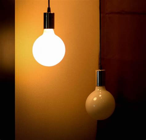 How To Manipulate Practical Lighting