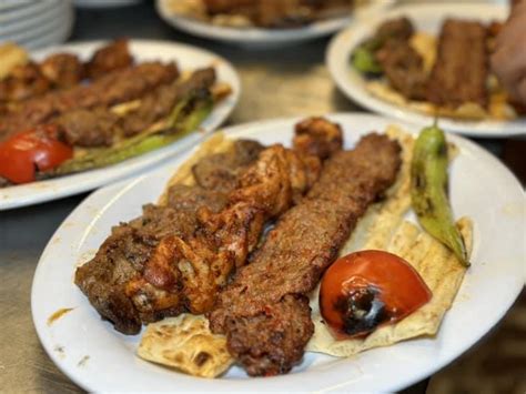 Adana Kebap mı Acı Urfa mı Cihangir Kebap