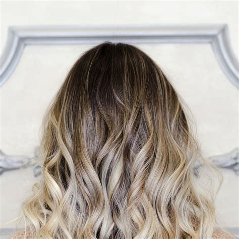 Trend Haarfarbe Toasted Coconut Hair Das Blond für alle Brünetten GLAMOUR