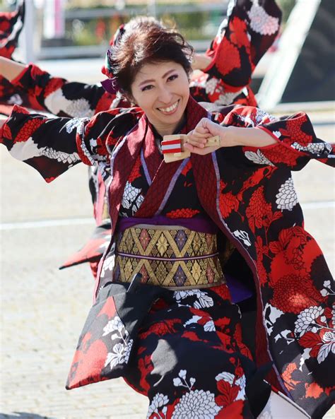 Samezame2018 On Twitter 四日市よさこいから 夢色歌留多さんの演舞 『 アカサタナ 』より 四日市よさこい
