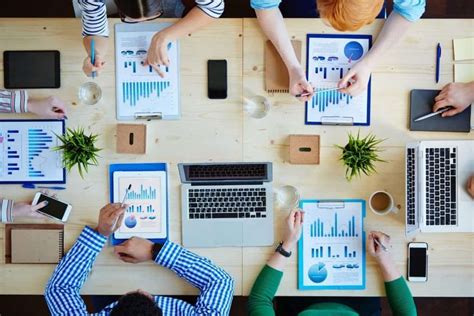 Why Data Scientists Need Statistical Programming Languages Data