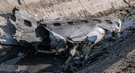 Irán Confirma Que El Ejército Derribó El Avión Ucraniano Siniestrado
