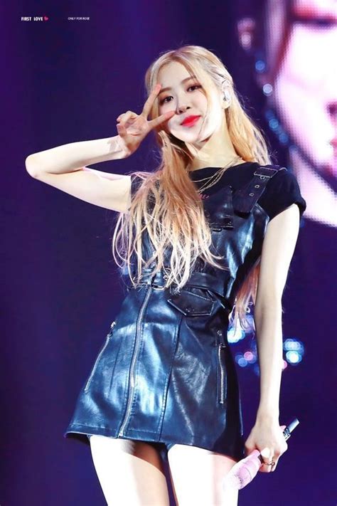 36 Times Blackpinks Rosé Wore The Prettiest Dresses Koreaboo