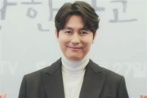 Profil Dan Biodata Jung Woo Sung Pemeran Cha Jin Woo Di Drakor Tell Me That You Love Me Lengkap