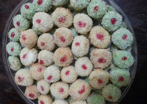 Resep Kue Kering Kelapa Pandan Kue Kering Kelapa Pandan Sajian Sedap