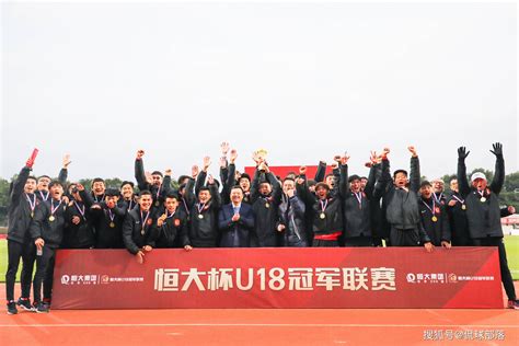 完善体系独特锻炼！这个足球青训大户确实不一样 搜狐大视野 搜狐新闻