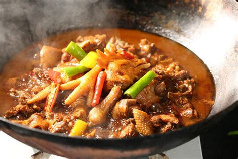 铁锅大公鸡中国菜系食品餐饮摄影素材汇图网