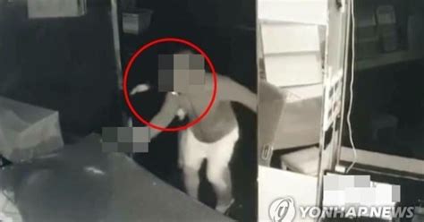 망치로 강화유리 쾅쾅20초 만에 금은방 턴 5명 검거
