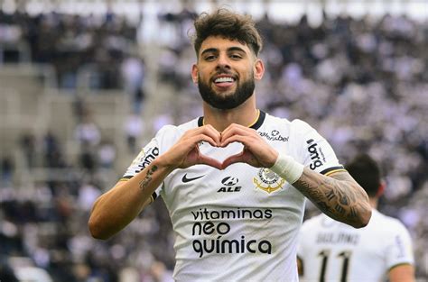 Corinthians Fica Perto De Garantir Yuri Alberto E Deve Ceder Du Queiroz