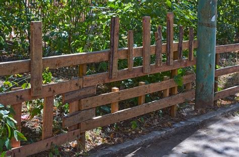 How To Install Fence Stringers Hunker