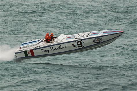 Pin By The Gorgeous Lydia On Classic Offshore Powerboats Offshore