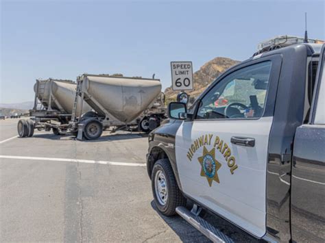 Jackknifed Big Rig Leaking Fuel Prompts Hazmat Response Hazmatnation