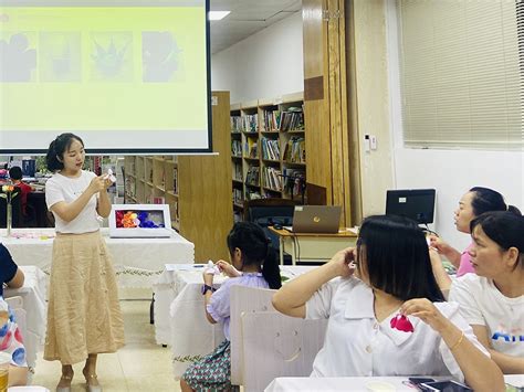 志盛社区巾帼奋进新时代展现魅力新风采 志盛社区国际家庭日妇女手工皂花主题活动 深圳正阳社工