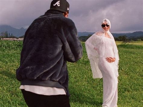 Justin Bieber To Be A Dad After Wife Hailey Reveals She S Pregnant Toronto Sun