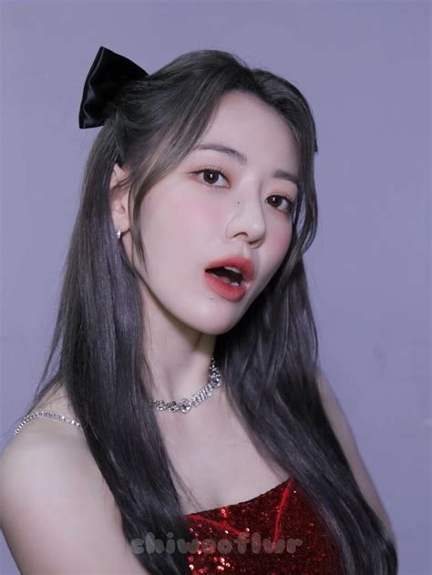 Le Sserafim 사쿠라 Sakura 사쿠라