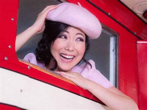 Jeenie Weenie Story From Flight Attendant To Content Creator