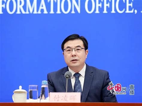 青年人调查失业率为何暂停发布？大学毕业生就业状况如何？国家统计局回应凤凰网财经凤凰网