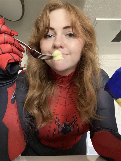 No Way Home Vs 2018 Game Which Aunt May Death Scene Was More Impactful