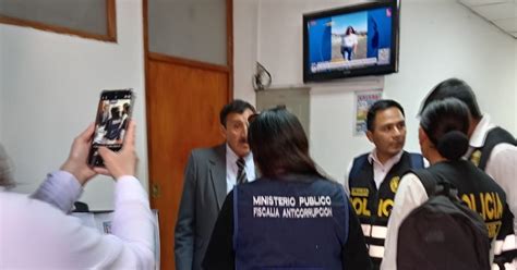 Fiscalía Allana El Gobierno Regional De Ayacucho Dirigido Por Wilfredo