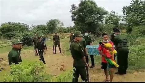 ဧရာ၀တီတွင် စစ်ကောင်စီတပ်ဖွဲ့ဝင်များ သေဆုံးမှုများ၍ ညပိုင်းတွင်ပါ ‌သေနတ်ပစ်ဖောက် သင်္ဂြိုဟ်နေရပ
