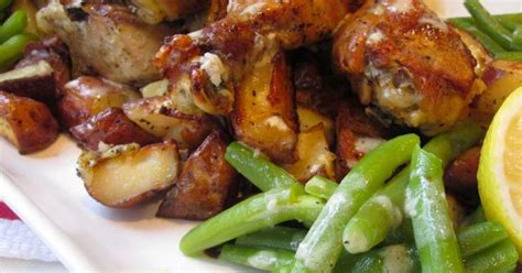 Garlic And Lemon Chicken With Green Beans And Red Potatoes