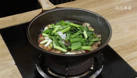 大蒜炒咸肉怎么做 大蒜炒咸肉怎么做好吃 手工客