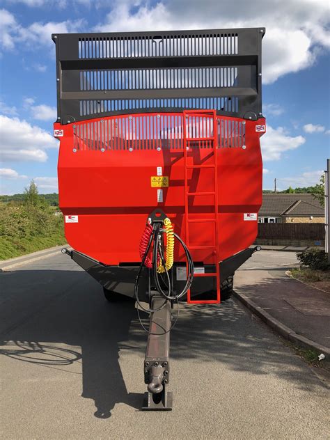 New Ktwo Roade Curve Trailer Nlandm Hardy Agricultural Contractors