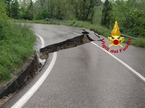 Maltempo Scuole Chiuse In Alto Mugello Frane E Strade Interrotte