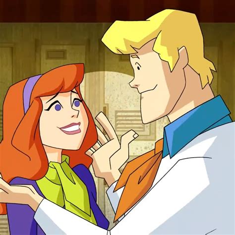 Scooby Doo Daphne And Fred Kiss Scooby Doo Daphne And Fred Kiss
