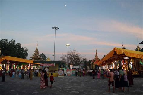 ၁၁၁ ကြိမ်မြောက် တန်ဆောင်တိုင်ပွဲတော်နှစ်ကျိပ်ရှစ်ဆူဘုရားများ ပူဇော