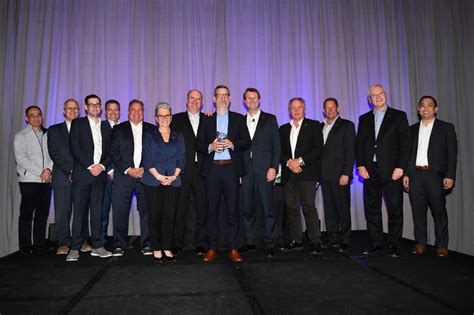 Amphenol Presents Tti Europe With ‘best Performance Emea 2021 Award Tti Europe