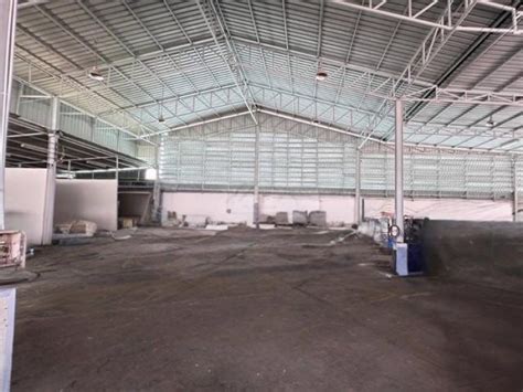 โกดังพร้อมออฟฟิศ บนที่ดิน 1 ไร่ 1 547 ตรม ในซอยวัดศรีวารีน้อย บางพลี