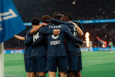 Ligue 1 Psg Angers Sco Les Compos Officielles