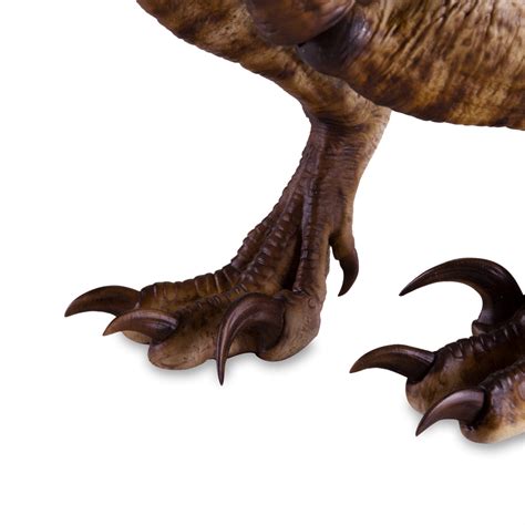 Jurassic Park Dr Grant And Velociraptor By Chronicle Collectibles