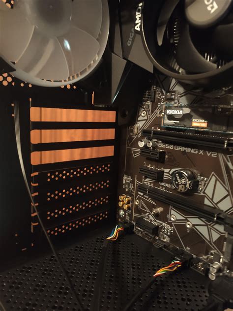 Does Anyone Know How To Install A Graphics Card On A Case Like This